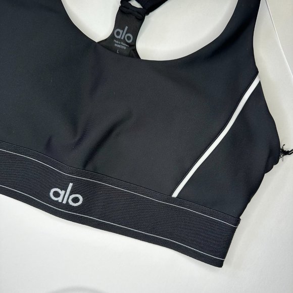 ALO Yoga | Intimates & Sleepwear | Alo Airlift Suit Up Bra | Poshmark